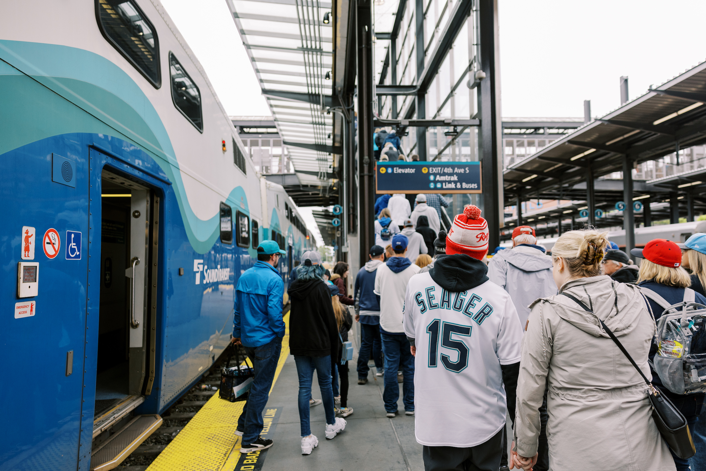 Take transit to the game! | Sound Transit
